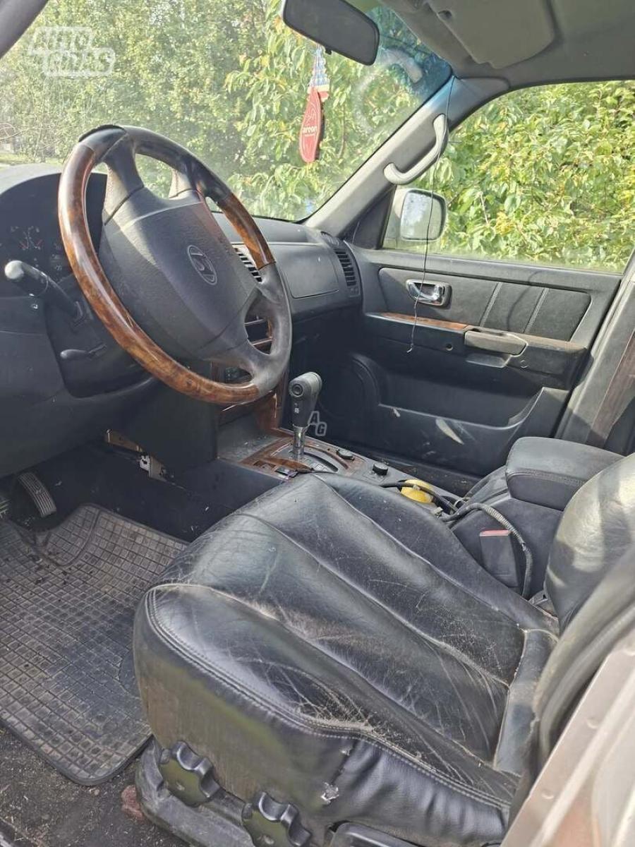 Hyundai Terracan 2004 Šilalė, ar dzinēja tilpumu 2.90 L un nobraukumu 300 tūkst. km par 850 €, foto 6 vietnē AUTOMOTO.COM.LV