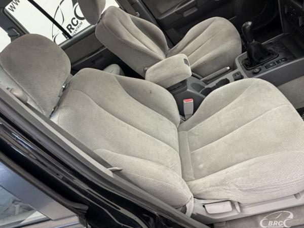 Hyundai Terracan 2005 Viļņa, ar dzinēja tilpumu 2.90 L un nobraukumu 272 tūkst. km par 2800 €, foto 5 vietnē AUTOMOTO.COM.LV