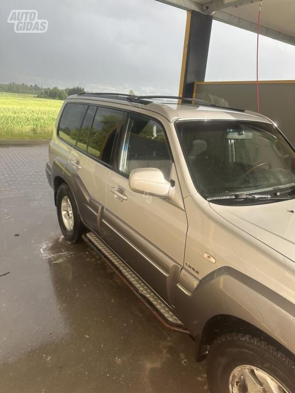 Hyundai Terracan 2007 in Sirvintos, with an engine capacity of 2.90 L and mileage of 270 thousand km for 1750 €, photo 2 on AUTOMOTO.COM.LV