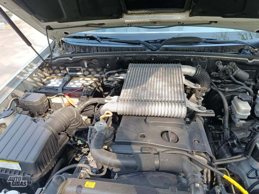 Hyundai Terracan 2007 in Marijampole, with an engine capacity of 2.90 L and mileage of 245 thousand km for 1950 €, photo 7 on AUTOMOTO.COM.LV