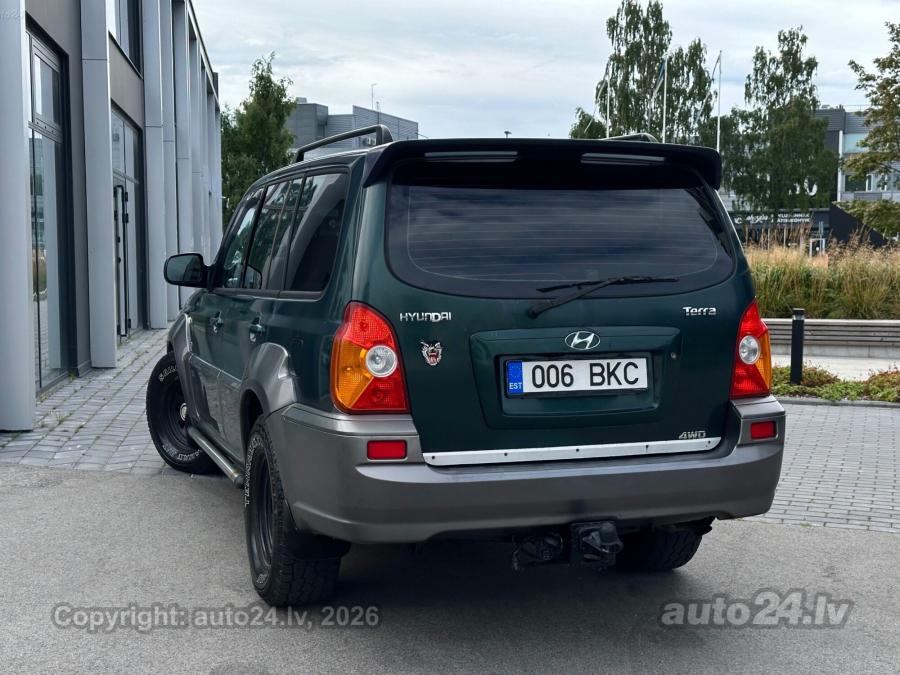 Zaļš Hyundai Terracan 2003 Tallina, ar dzinēja tilpumu 2.90 L un nobraukumu 315 tūkst. km par 2499 €, foto 10 vietnē AUTOMOTO.COM.LV