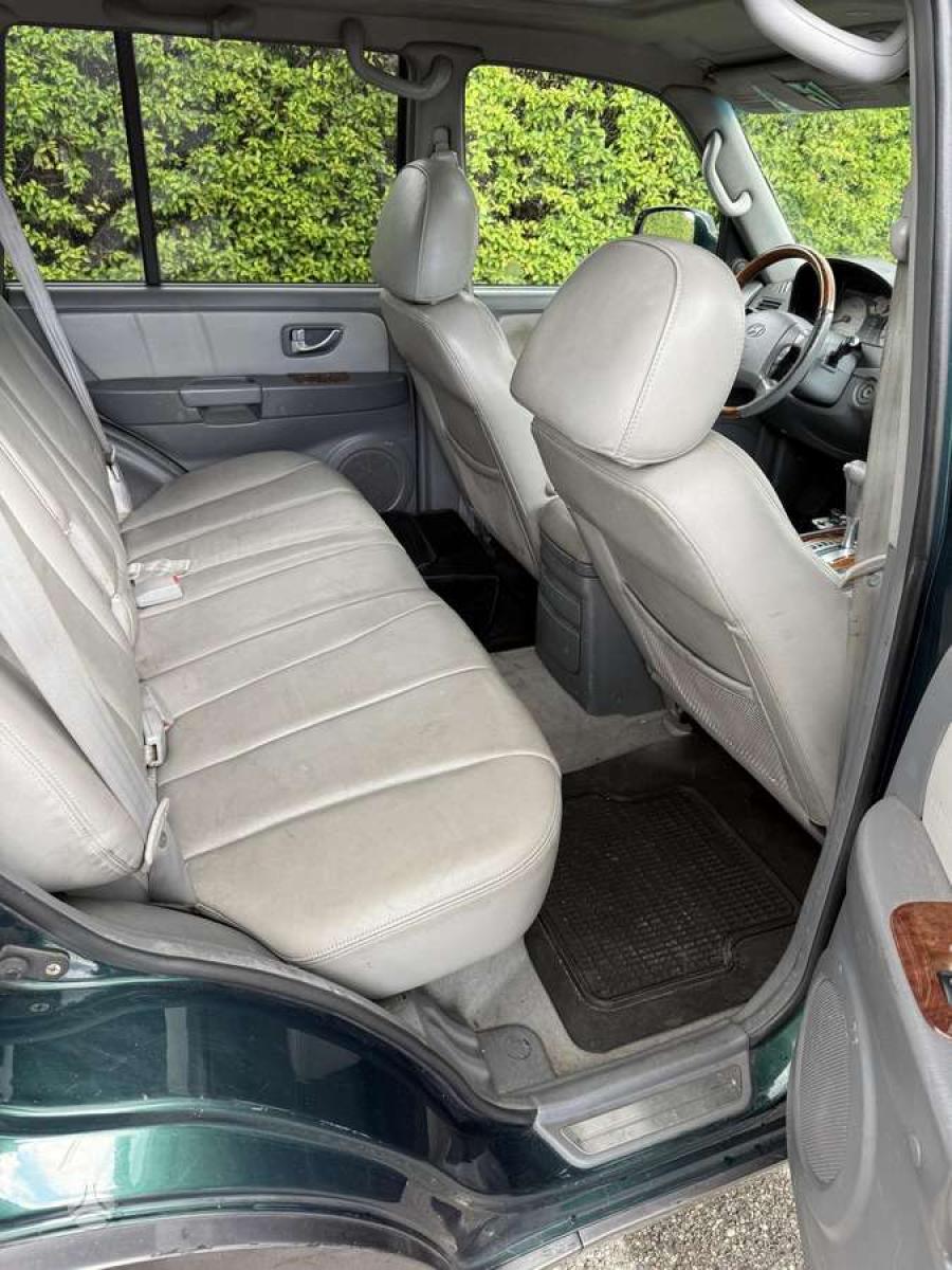 Zaļš Hyundai Terracan 2005 Klaipėda, ar dzinēja tilpumu 2.90 L un nobraukumu 270 tūkst. km par 2999 €, foto 4 vietnē AUTOMOTO.COM.LV