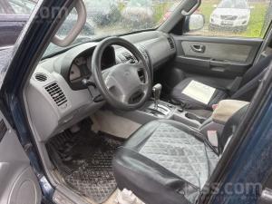 Zaļš Hyundai Terracan 2006 Talsi, ar dzinēja tilpumu 2.90 L un nobraukumu 366 tūkst. km par 2000 €, foto 8 vietnē AUTOMOTO.COM.LV