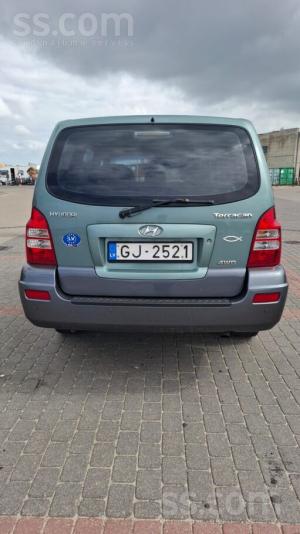 Zaļš Hyundai Terracan 2007 Ventspils, ar dzinēja tilpumu 2.90 L un nobraukumu 132 tūkst. km par 4450 €, foto 5 vietnē AUTOMOTO.COM.LV