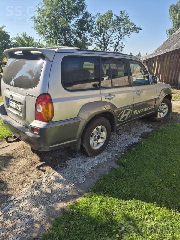 Серый Хендай Терракан 2003 в Добеле, объемом двигателя 2.90 л и пробегом 266 тыс. км за 850 €, фото 3 на AUTOMOTO.COM.LV