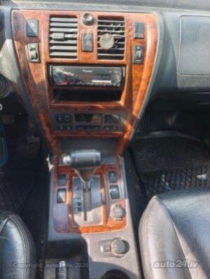 Pelēks Hyundai Terracan 2003 Valga, ar dzinēja tilpumu 2.90 L un nobraukumu 200 tūkst. km par 800 €, foto 10 vietnē AUTOMOTO.COM.LV