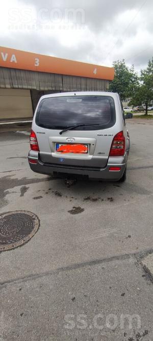 Pelēks Hyundai Terracan 2005 Rīga, ar dzinēja tilpumu 2.90 L un nobraukumu 240 tūkst. km par 1550 €, foto 3 vietnē AUTOMOTO.COM.LV