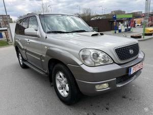 Grey Hyundai Terracan 2005 in Vilnius, with an engine capacity of 2.90 L and mileage of 302 thousand km for 4200 €, photo 4 on AUTOMOTO.COM.LV