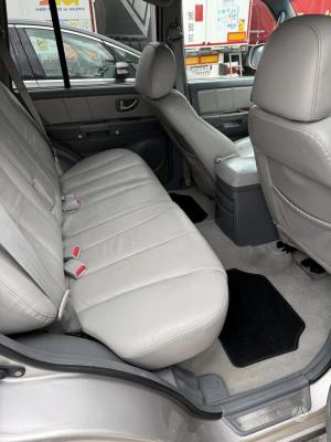 Grey Hyundai Terracan 2005 in Vilnius, with an engine capacity of 2.90 L and mileage of 302 thousand km for 4200 €, photo 15 on AUTOMOTO.COM.LV