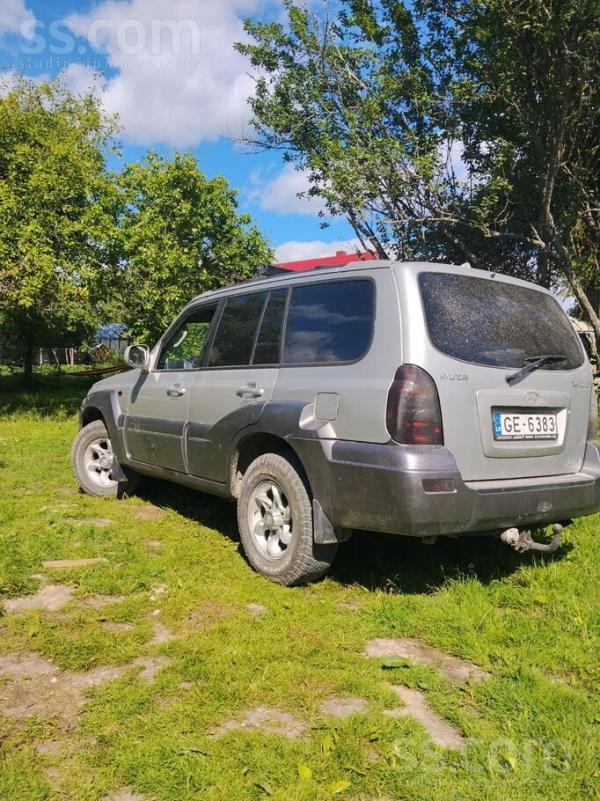 Pelēks Hyundai Terracan 2006 Rēzekne, ar dzinēja tilpumu 2.90 L un nobraukumu 365 tūkst. km par 1300 €, foto 4 vietnē AUTOMOTO.COM.LV