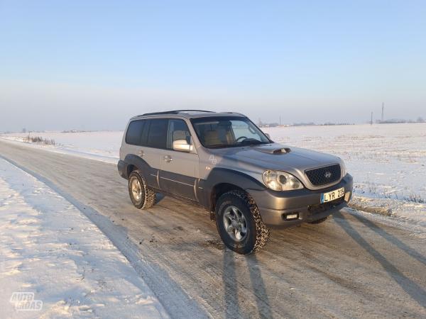 Grey Hyundai Terracan 2007 in Marijampole, with an engine capacity of 2.90 L and mileage of 255 thousand km for 3200 €, photo 2 on AUTOMOTO.COM.LV