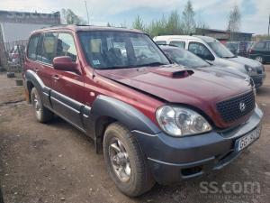 Sarkans Hyundai Terracan 2006 Ludza, ar dzinēja tilpumu 2.90 L un nobraukumu 260 tūkst. km par 1950 €, foto  vietnē AUTOMOTO.COM.LV