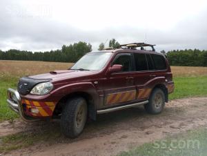 Red Hyundai Terracan 2006 in Limbazi, with an engine capacity of 2.90 L and mileage of 417 thousand km for 4000 €, photo  on AUTOMOTO.COM.LV