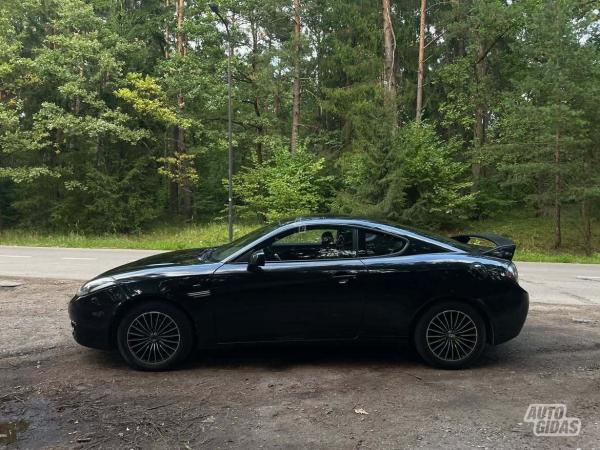 Black Hyundai Tiburon 2007 in Kaunas, with an engine capacity of 2.00 L and mileage of 215 thousand km for 3900 €, photo 5 on AUTOMOTO.COM.LV