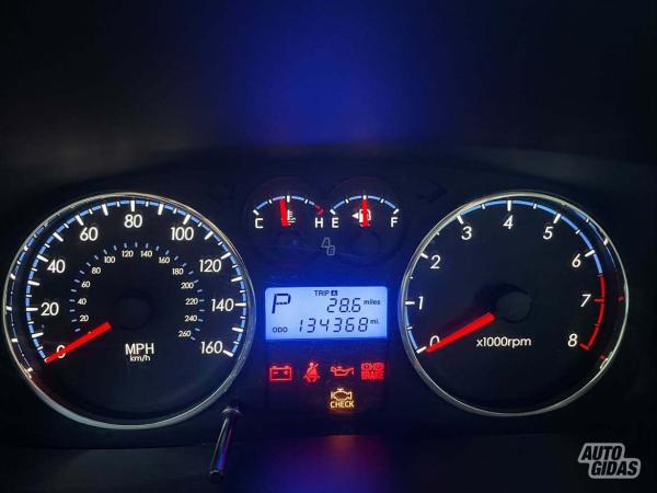 Black Hyundai Tiburon 2007 in Kaunas, with an engine capacity of 2.00 L and mileage of 215 thousand km for 3900 €, photo 8 on AUTOMOTO.COM.LV