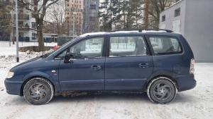 Blue Hyundai Trajet 2006 in Riga, with an engine capacity of 2.00 L and mileage of 0 thousand km for 530 €, photo 3 on AUTOMOTO.COM.LV