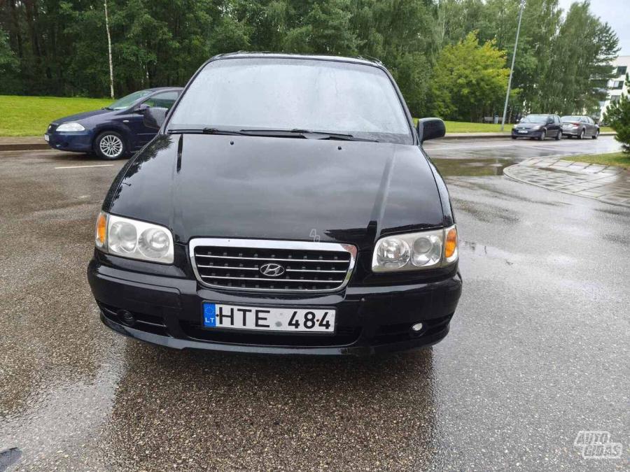 Hyundai Trajet 2004 in Vilnius, with an engine capacity of 2.00 L and mileage of 300 thousand km for 1300 €, photo 6 on AUTOMOTO.COM.LV