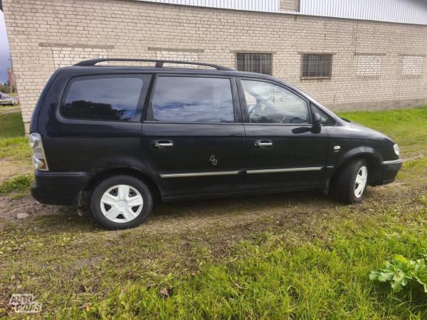 Хендай Траджет 2005 в Игналина на AUTOMOTO.COM.LV Хендай Траджет 2005 в Игналина, объемом двигателя 2.00 л и пробегом 258 тыс. км за 999 €, фото 4 на AUTOMOTO.COM.LV