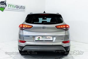 Beige Hyundai Tucson 2016 in Tallinn, with an engine capacity of 1.60 L and mileage of 102 thousand km for 12990 €, photo 8 on AUTOMOTO.COM.LV