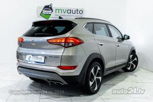 Beige Hyundai Tucson 2016 in Tallinn, with an engine capacity of 1.60 L and mileage of 102 thousand km for 12990 €, photo 9 on AUTOMOTO.COM.LV