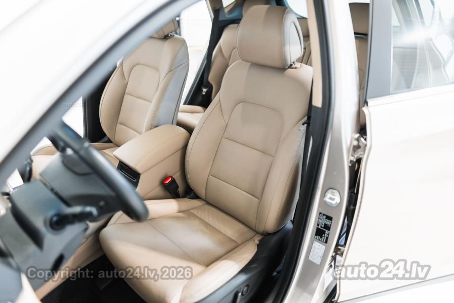 Beige Hyundai Tucson 2016 in Tallinn, with an engine capacity of 1.60 L and mileage of 102 thousand km for 12990 €, photo 15 on AUTOMOTO.COM.LV