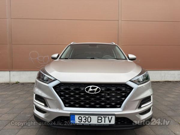 Beige Hyundai Tucson 2019 in Tallinn, with an engine capacity of 1.60 L and mileage of 151 thousand km for 11990 €, photo 2 on AUTOMOTO.COM.LV