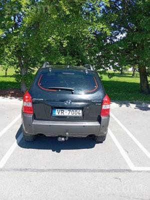 Melns Hyundai Tucson 2005 Rīga, ar dzinēja tilpumu 2.00 L un nobraukumu 277 tūkst. km par 3200 €, foto 6 vietnē AUTOMOTO.COM.LV