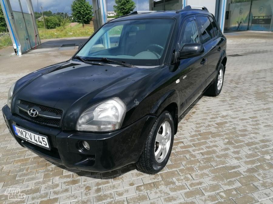 Melns Hyundai Tucson 2005 Molėtai, ar dzinēja tilpumu 2.00 L un nobraukumu 352 tūkst. km par 1500 €, foto 1 vietnē AUTOMOTO.COM.LV