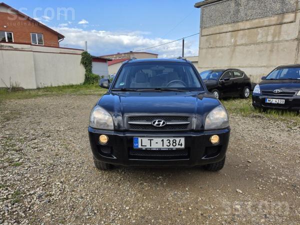 Melns Hyundai Tucson 2005 Rēzekne, ar dzinēja tilpumu 2.00 L un nobraukumu 0 tūkst. km par 2150 €, foto 7 vietnē AUTOMOTO.COM.LV