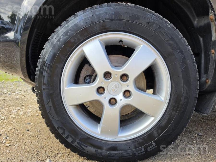Melns Hyundai Tucson 2005 Rēzekne, ar dzinēja tilpumu 2.00 L un nobraukumu 0 tūkst. km par 2150 €, foto 20 vietnē AUTOMOTO.COM.LV