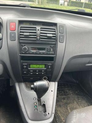 Melns Hyundai Tucson 2005 Alīta, ar dzinēja tilpumu 0.00 L un nobraukumu 194 tūkst. km par 2600 €, foto 11 vietnē AUTOMOTO.COM.LV