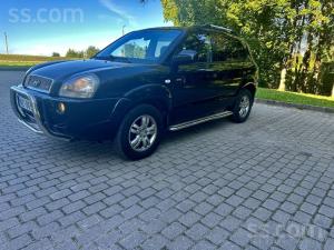 Melns Hyundai Tucson 2006 Talsi, ar dzinēja tilpumu 2.00 L un nobraukumu 210 tūkst. km par 3700 €, foto 3 vietnē AUTOMOTO.COM.LV