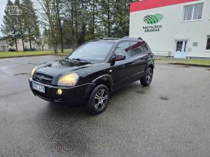 Black Hyundai Tucson 2006 in Radviliskis, with an engine capacity of 2.00 L and mileage of 332 thousand km for 1995 €, photo  on AUTOMOTO.COM.LV