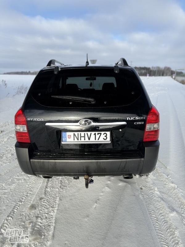Black Hyundai Tucson 2006 in Kaunas, with an engine capacity of 2.00 L and mileage of 180 thousand km for 2200 €, photo 7 on AUTOMOTO.COM.LV