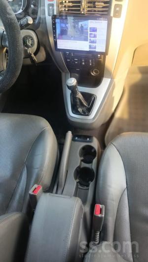 Melns Hyundai Tucson 2006 Jelgava, ar dzinēja tilpumu 2.00 L un nobraukumu 332 tūkst. km par 2500 €, foto 14 vietnē AUTOMOTO.COM.LV