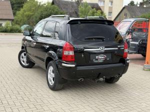 Black Hyundai Tucson 2006 in Vilnius, with an engine capacity of 1.99 L and mileage of 223 thousand km for 4150 €, photo 8 on AUTOMOTO.COM.LV