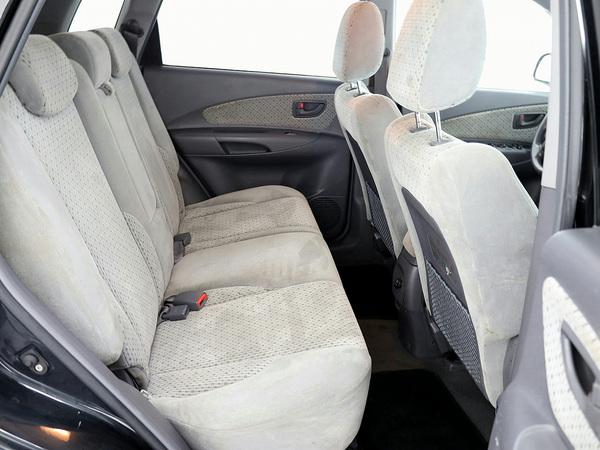 Melns Hyundai Tucson 2006 Tallina, ar dzinēja tilpumu 2.70 L un nobraukumu 119 tūkst. km par 1799 €, foto 7 vietnē AUTOMOTO.COM.LV