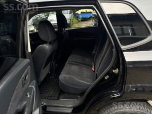 Black Hyundai Tucson 2006 in Talsi, with an engine capacity of 2.00 L and mileage of 246 thousand km for 2500 €, photo 11 on AUTOMOTO.COM.LV