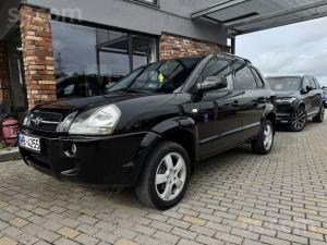 Black Hyundai Tucson 2006 in Talsi, with an engine capacity of 2.00 L and mileage of 246 thousand km for 2500 €, photo 17 on AUTOMOTO.COM.LV