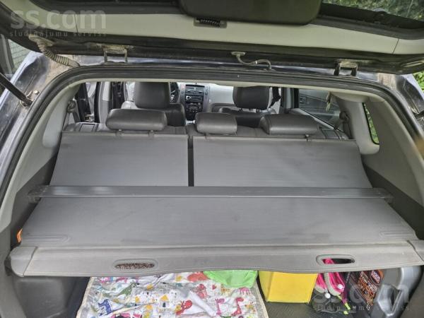 Black Hyundai Tucson 2006 in Rezekne, with an engine capacity of 2.00 L and mileage of 316 thousand km for 2190 €, photo 7 on AUTOMOTO.COM.LV