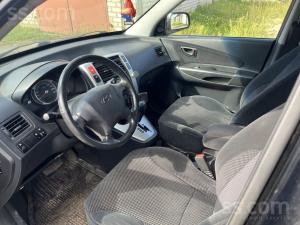 Melns Hyundai Tucson 2006 Liepāja, ar dzinēja tilpumu 2.00 L un nobraukumu 303 tūkst. km par 1900 €, foto 6 vietnē AUTOMOTO.COM.LV