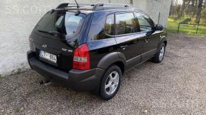 Melns Hyundai Tucson 2006 Valmiera, ar dzinēja tilpumu 2.00 L un nobraukumu 274 tūkst. km par 2350 €, foto 4 vietnē AUTOMOTO.COM.LV
