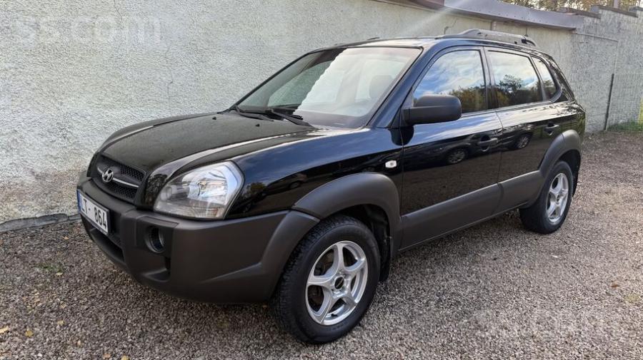 Melns Hyundai Tucson 2006 Valmiera, ar dzinēja tilpumu 2.00 L un nobraukumu 274 tūkst. km par 2350 €, foto 12 vietnē AUTOMOTO.COM.LV