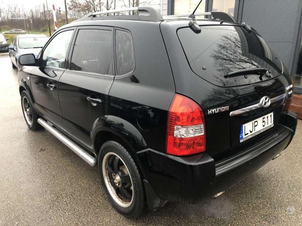 Melns Hyundai Tucson 2007 Klaipėda, ar dzinēja tilpumu 1.99 L un nobraukumu 228 tūkst. km par 3000 €, foto 7 vietnē AUTOMOTO.COM.LV