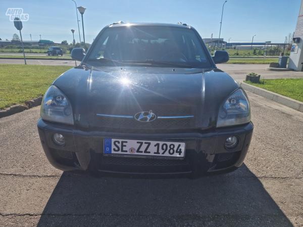 Melns Hyundai Tucson 2007 Kretinga, ar dzinēja tilpumu 2.00 L un nobraukumu 210 tūkst. km par 3950 €, foto 6 vietnē AUTOMOTO.COM.LV