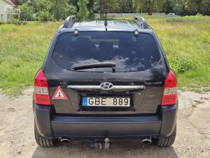 Black Hyundai Tucson 2007 in Siauliai, with an engine capacity of 2.00 L and mileage of 162 thousand km for 3500 €, photo 19 on AUTOMOTO.COM.LV