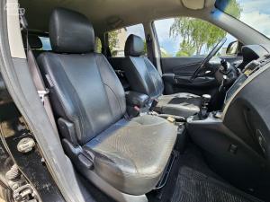 Black Hyundai Tucson 2007 in Siauliai, with an engine capacity of 2.00 L and mileage of 162 thousand km for 3500 €, photo 30 on AUTOMOTO.COM.LV