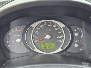 Black Hyundai Tucson 2007 in Siauliai, with an engine capacity of 2.00 L and mileage of 162 thousand km for 3500 €, photo 35 on AUTOMOTO.COM.LV