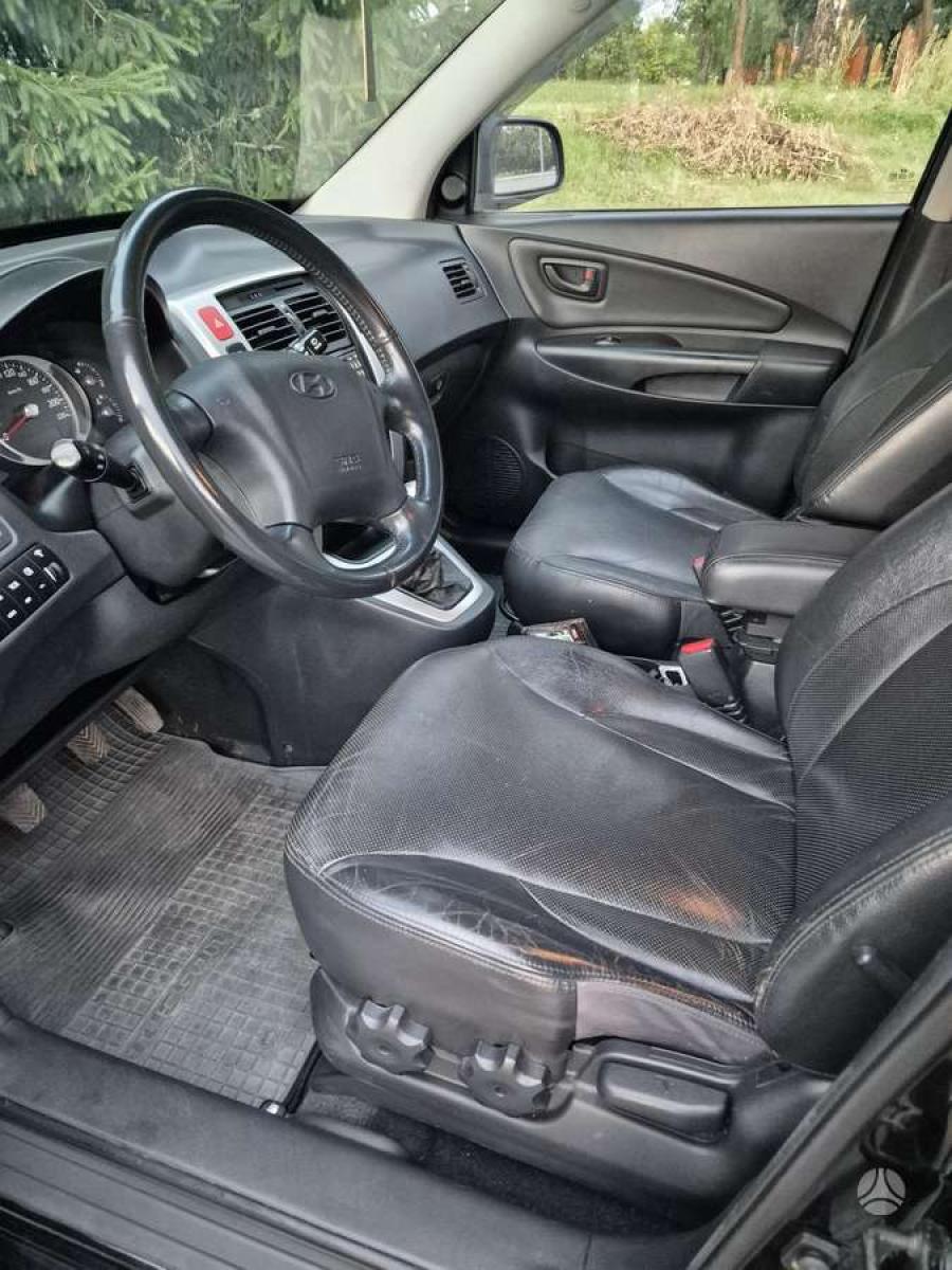 Melns Hyundai Tucson 2007 Jonava, ar dzinēja tilpumu 1.99 L un nobraukumu 162 tūkst. km par 4000 €, foto 12 vietnē AUTOMOTO.COM.LV