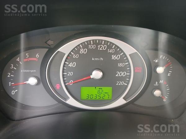 Melns Hyundai Tucson 2007 Rīga, ar dzinēja tilpumu 2.00 L un nobraukumu 303 tūkst. km par 1850 €, foto 8 vietnē AUTOMOTO.COM.LV